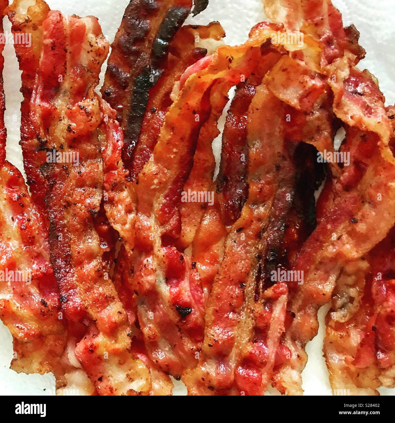 Streaky bacon cooked hi-res stock photography and images - Alamy