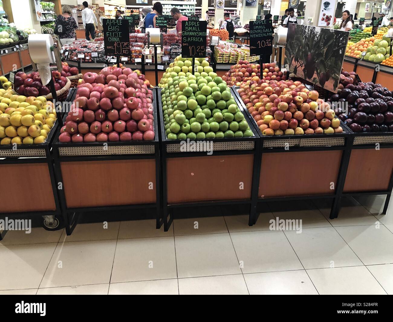 Perfect fruits hi-res stock photography and images - Alamy