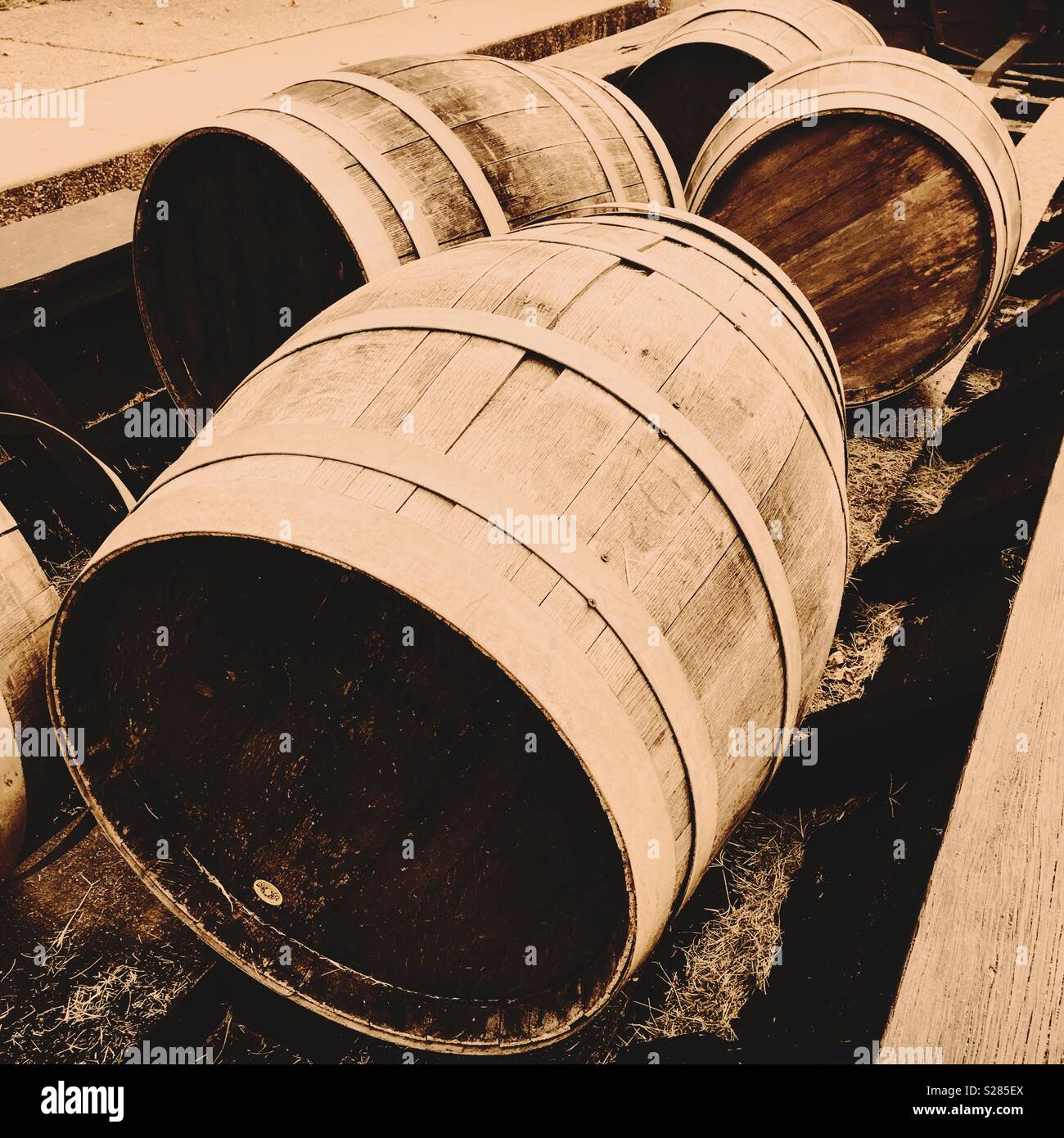 Vintage wooden barrels hi-res stock photography and images - Alamy
