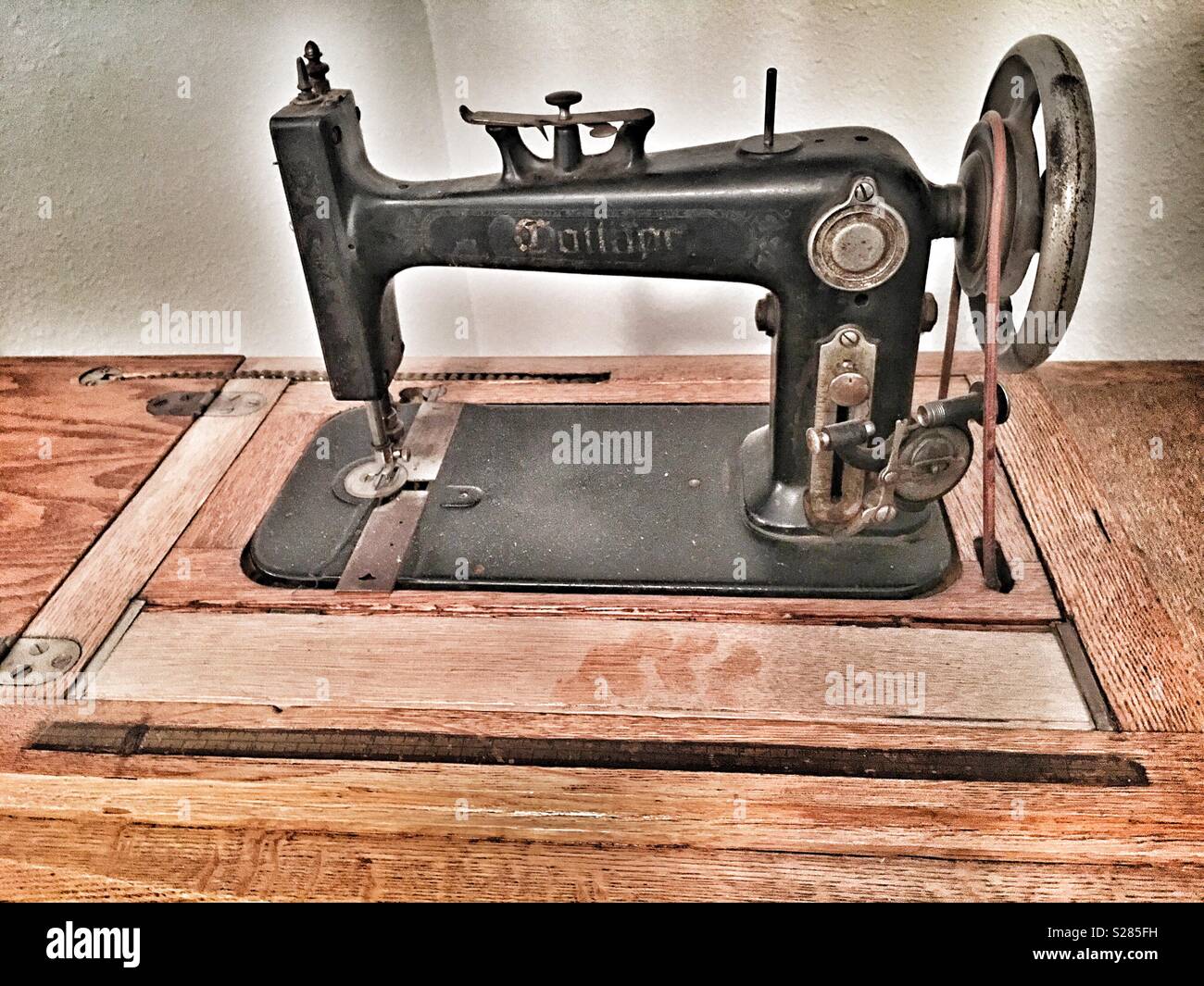 The Ol Sewing Machine Stock Photo - Alamy