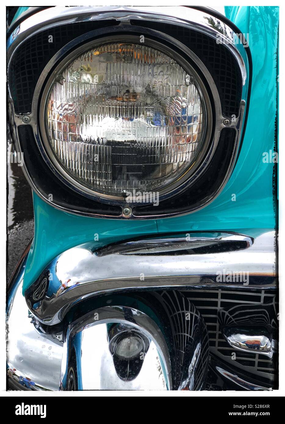 Turquoise chevrolet hi-res stock photography and images - Alamy