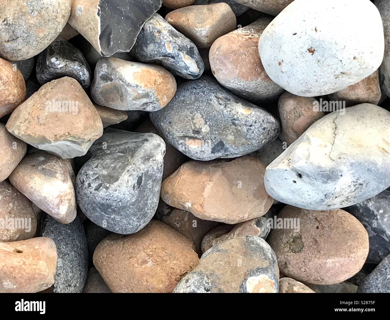 Pebbles and beach rocks hi-res stock photography and images - Alamy
