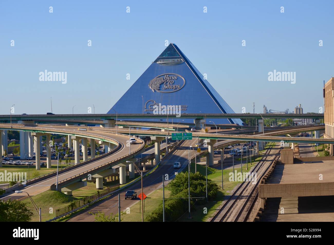Memphis Tennessee Pyramid High Resolution Stock Photography and Images ...
