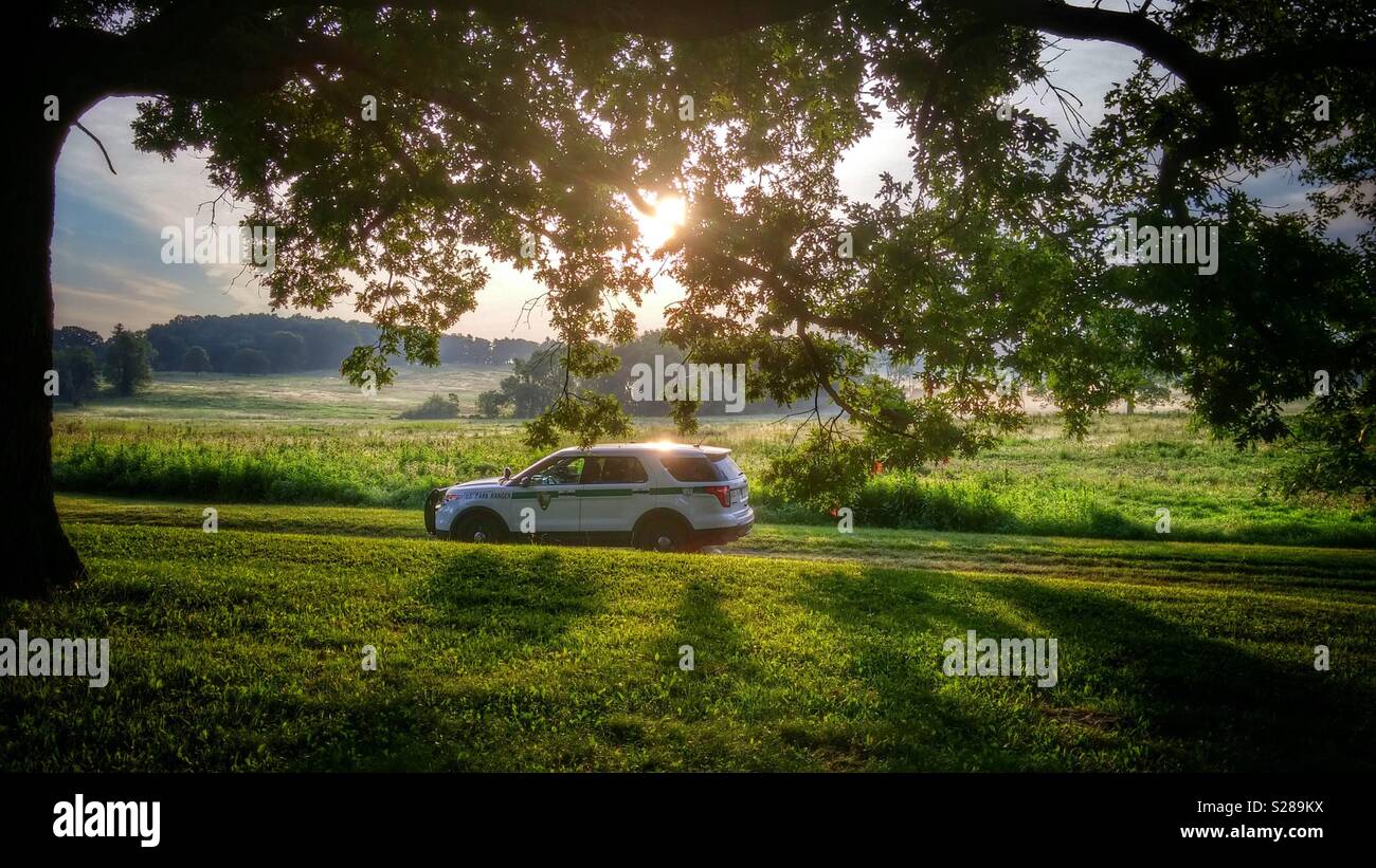Park ranger vehicle hi-res stock photography and images - Alamy