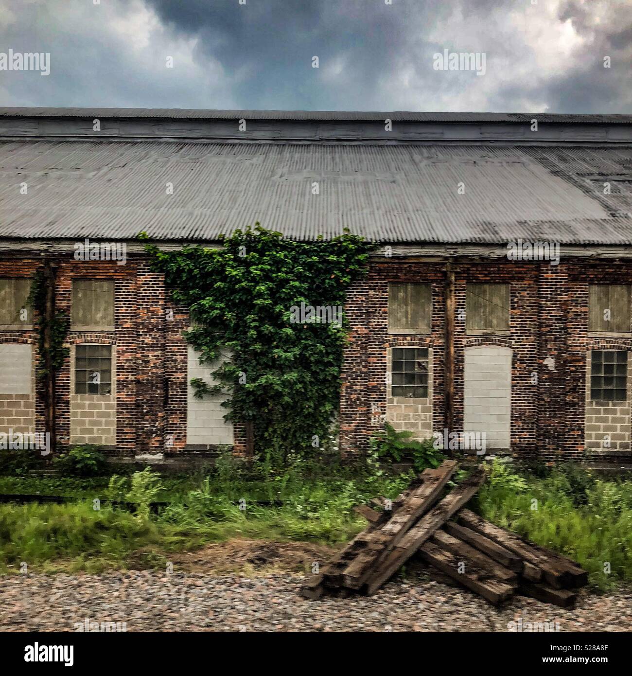 Old brick building Stock Photo - Alamy