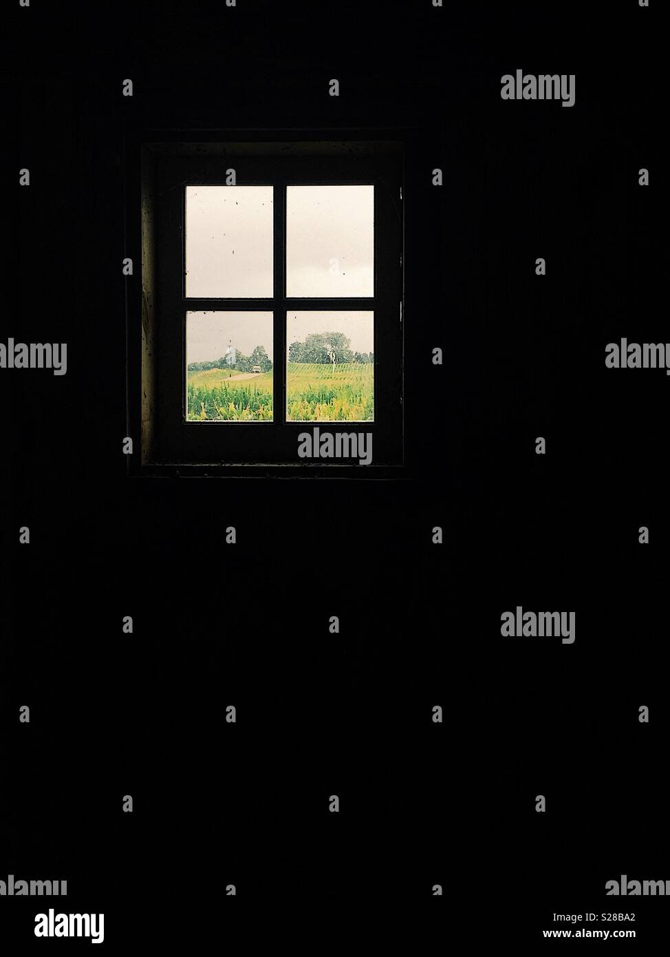 Field green view viewpoint hi-res stock photography and images - Alamy