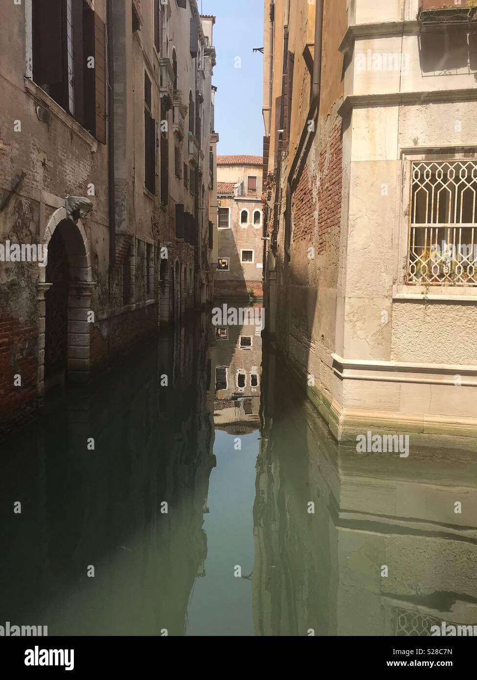 Backstreets of venice hi-res stock photography and images - Alamy