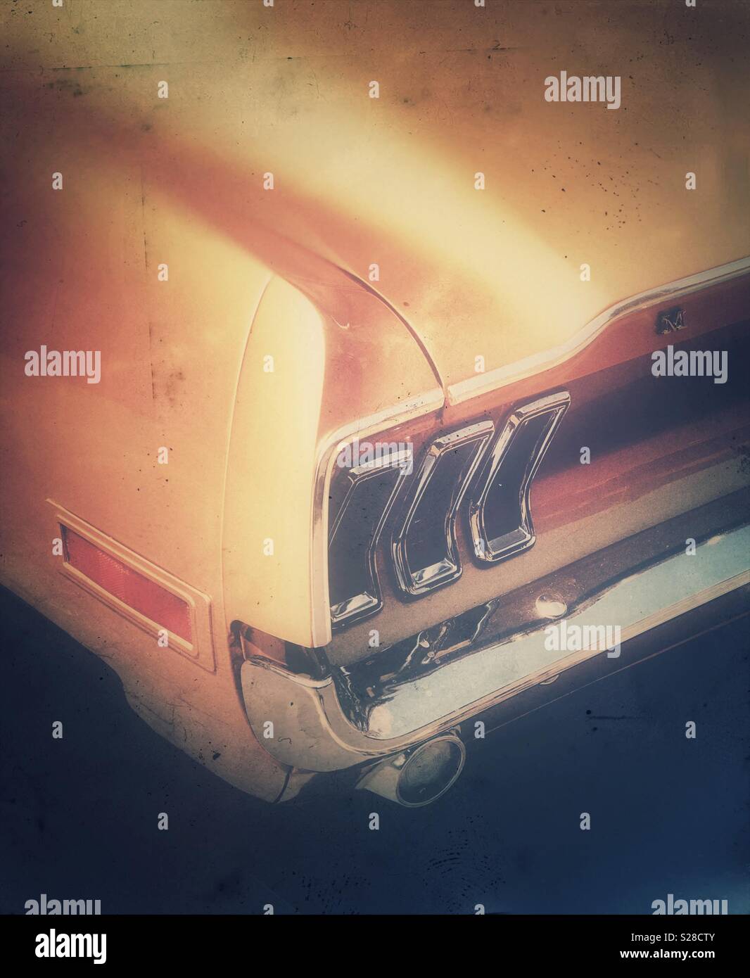 Ford mustang car hi-res stock photography and images - Alamy