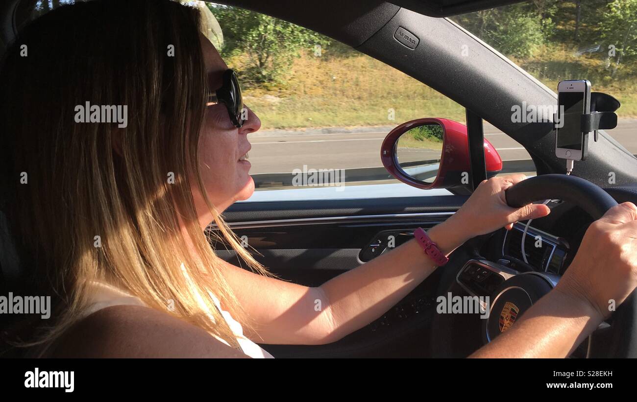 Lady driver hi-res stock photography and images - Alamy