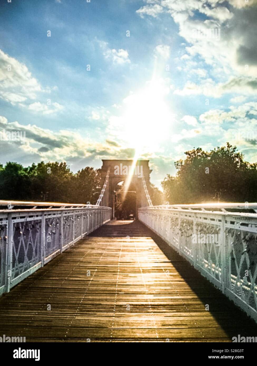 Nottingham sunset hi-res stock photography and images - Alamy