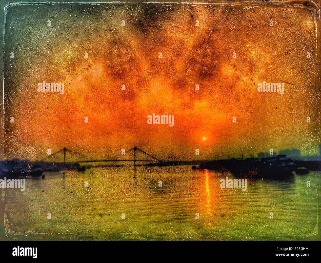 Hugli river kolkata hi-res stock photography and images - Alamy