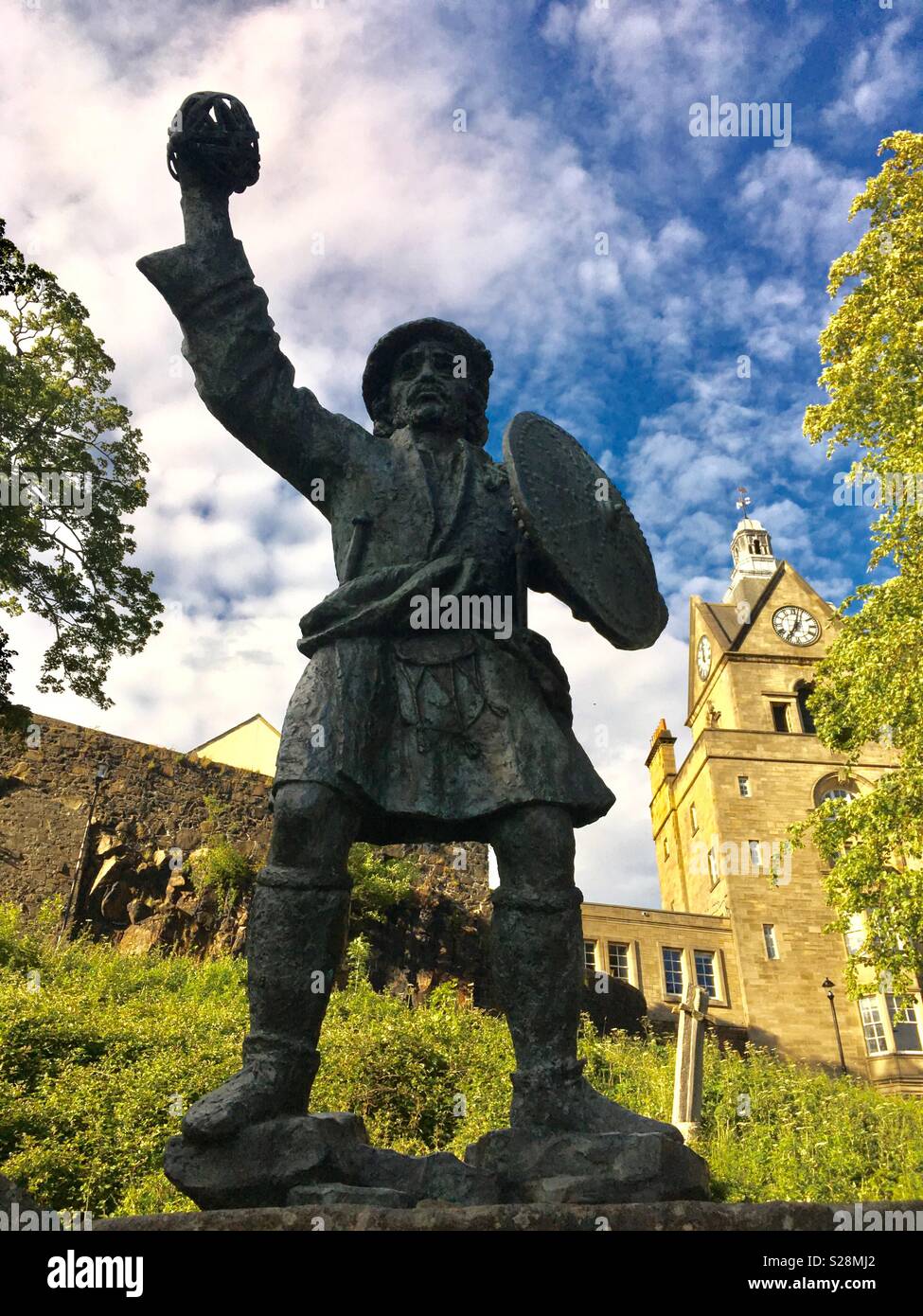 Rob roy statue stirling scotland hi-res stock photography and images ...