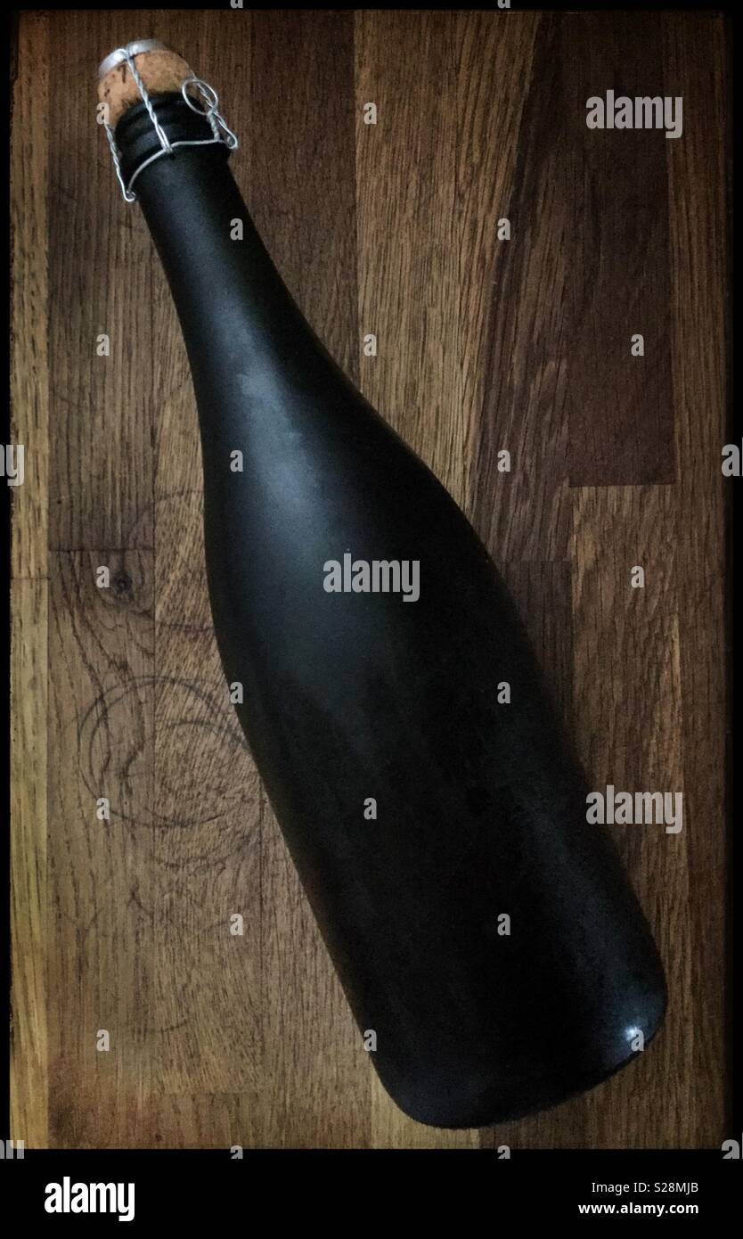 Traditional method sparkling wines hi-res stock photography and images ...