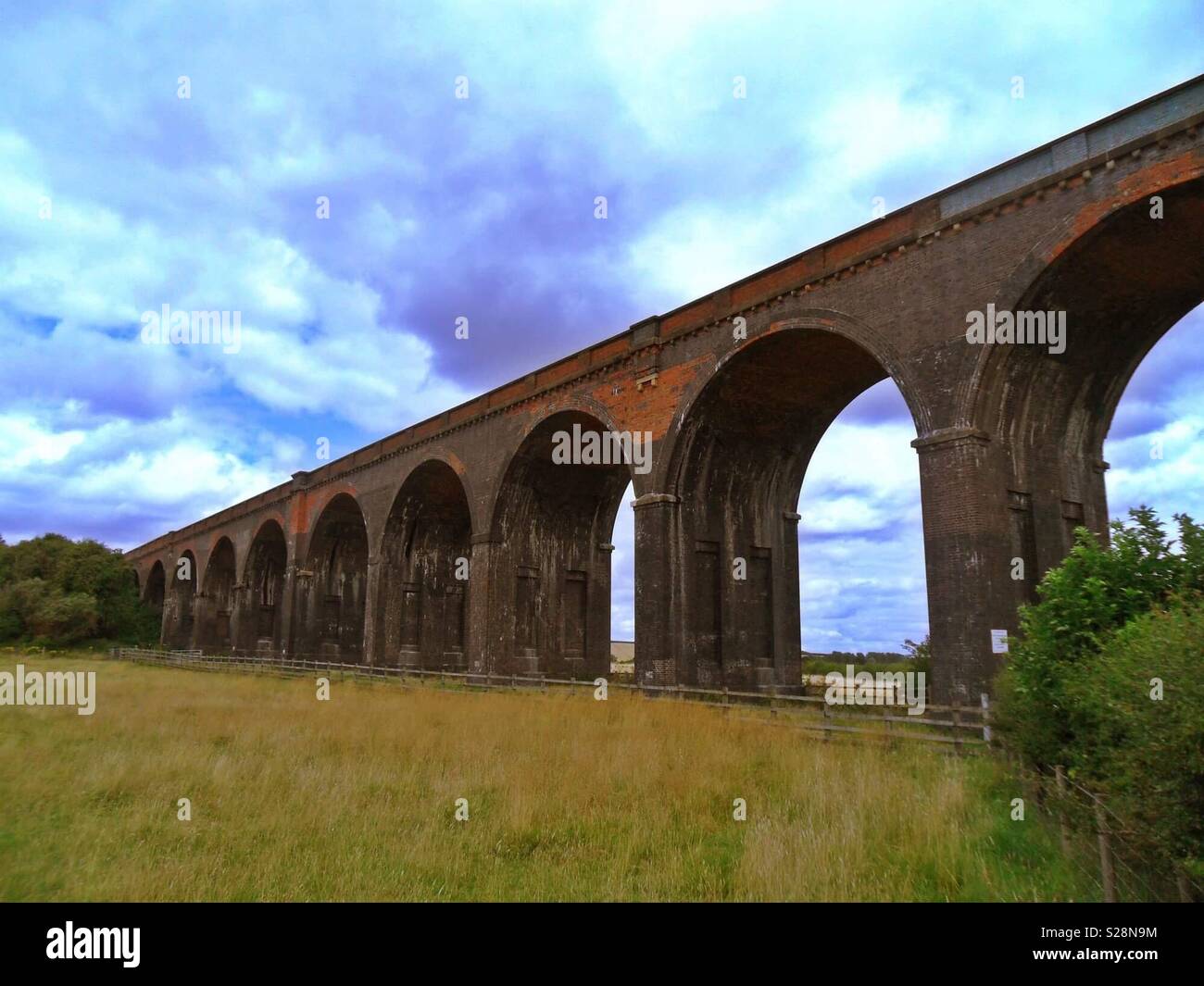 Viaduct for trains hi-res stock photography and images - Alamy