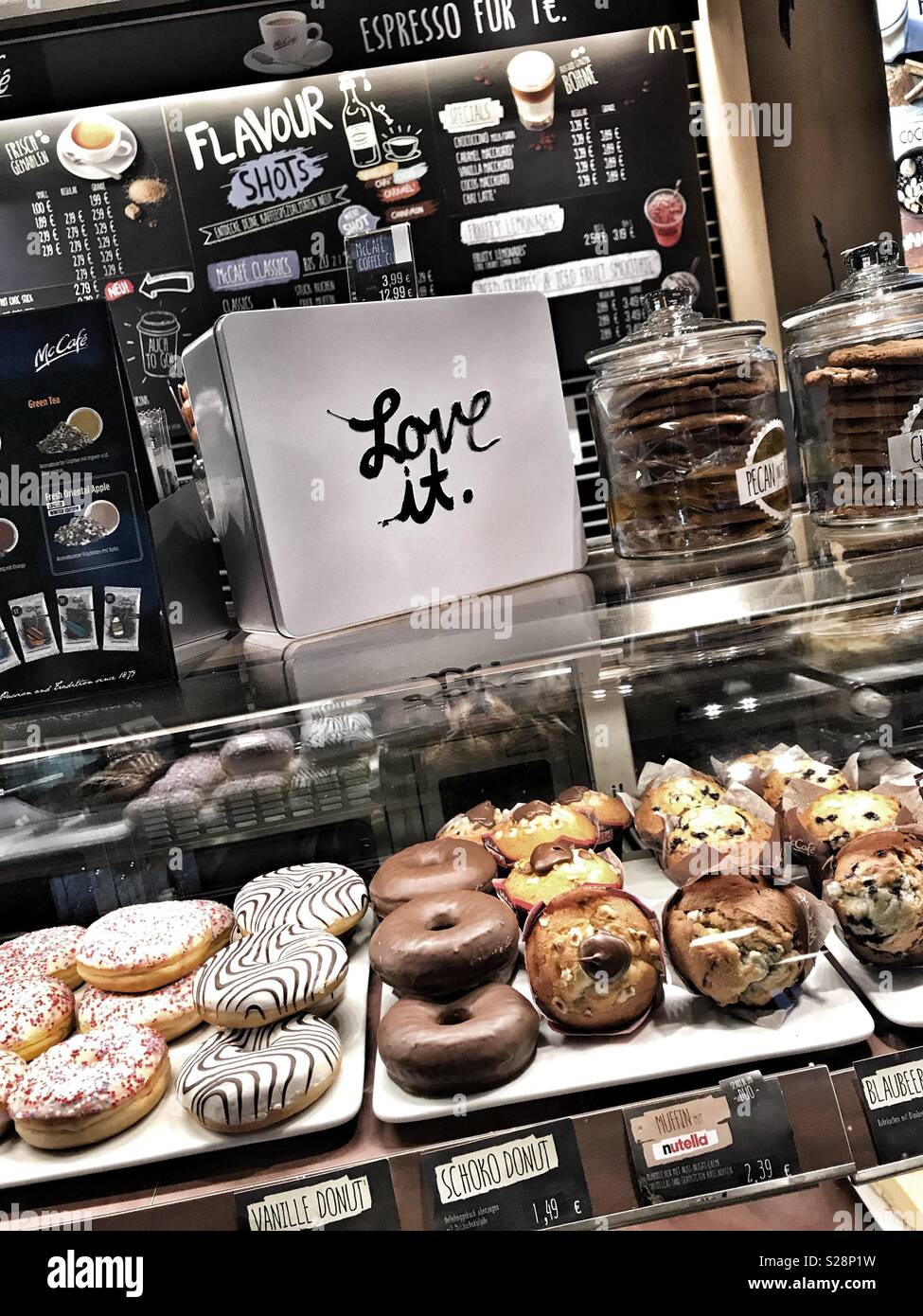 Mccafé hi-res stock photography and images - Alamy