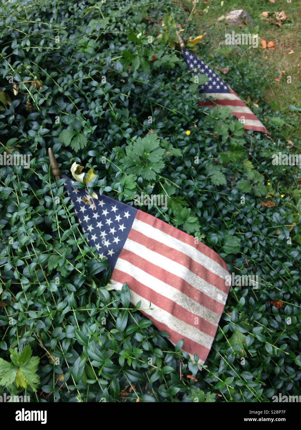Worn out american flags hi-res stock photography and images - Alamy
