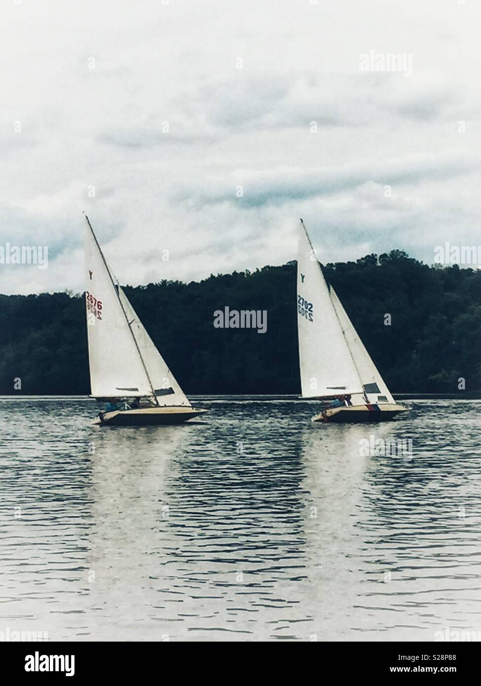 Twin sailboats hi-res stock photography and images - Alamy