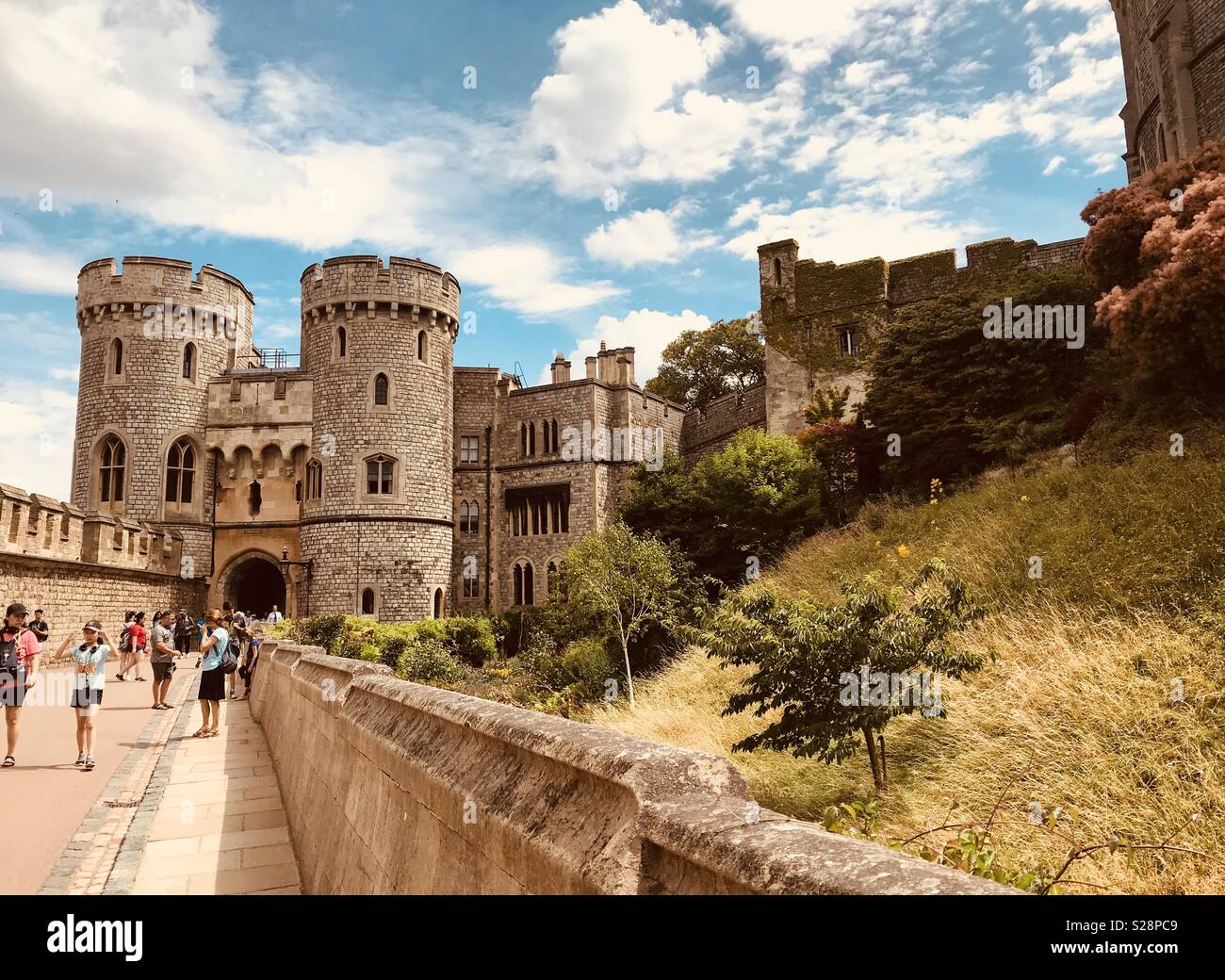 Windsor castle england united smartphone stock photos and images - Alamy