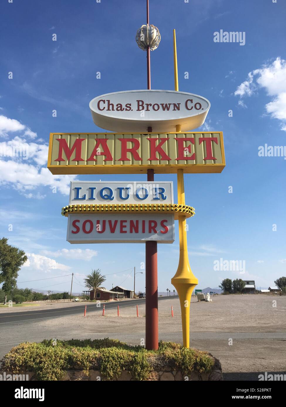 Market shop sign USA Stock Photo - Alamy