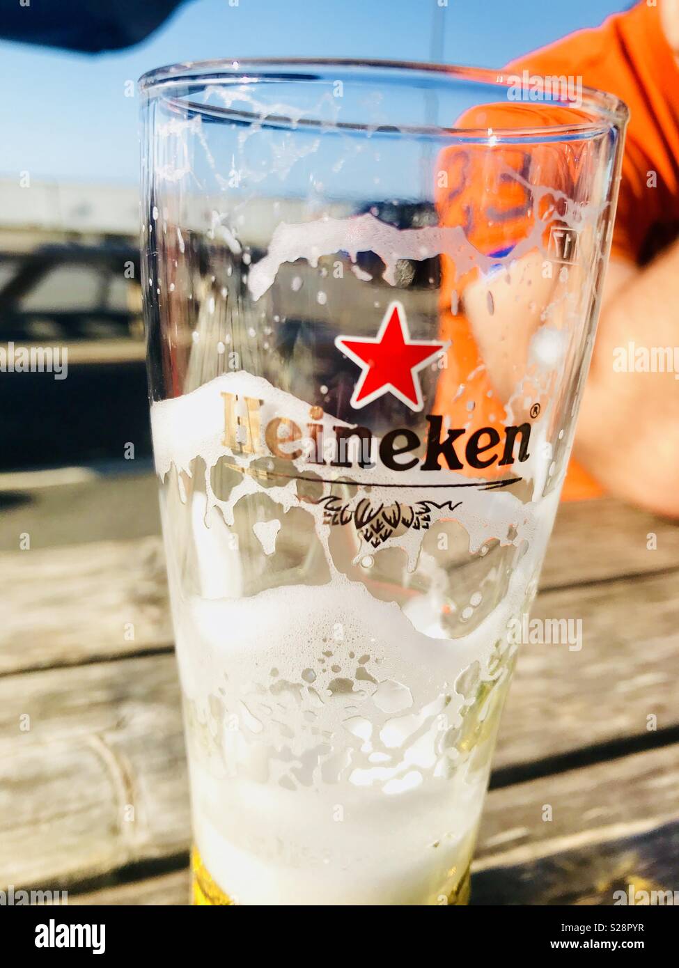 Heineken pub garden hi-res stock photography and images - Alamy