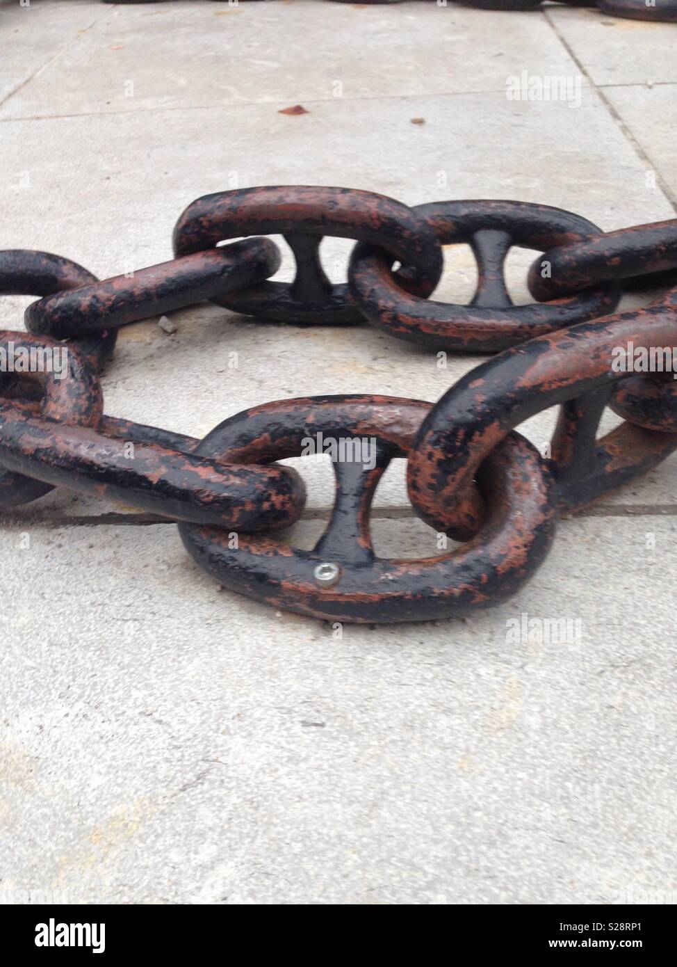 Chain from iron hi-res stock photography and images - Alamy
