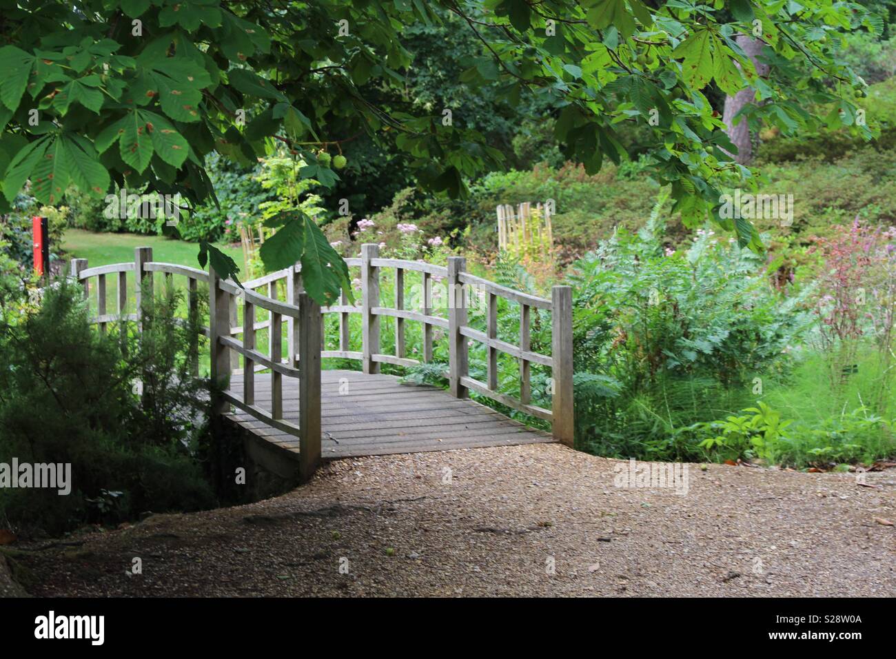 Garden bridge hi-res stock photography and images - Alamy