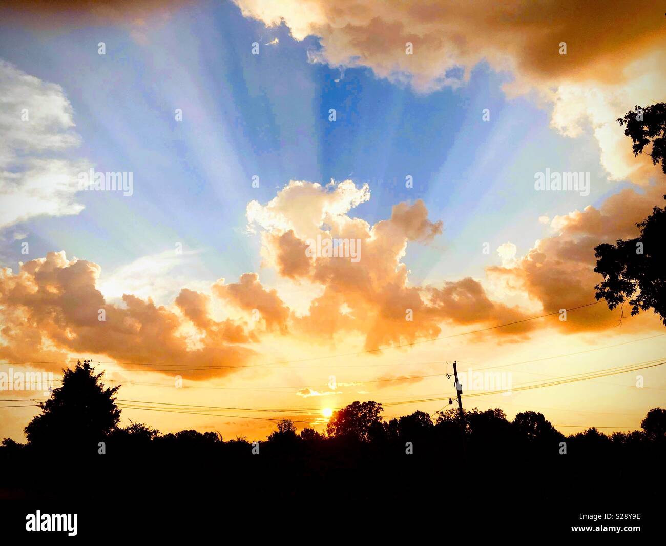 Glorious light hi-res stock photography and images - Alamy