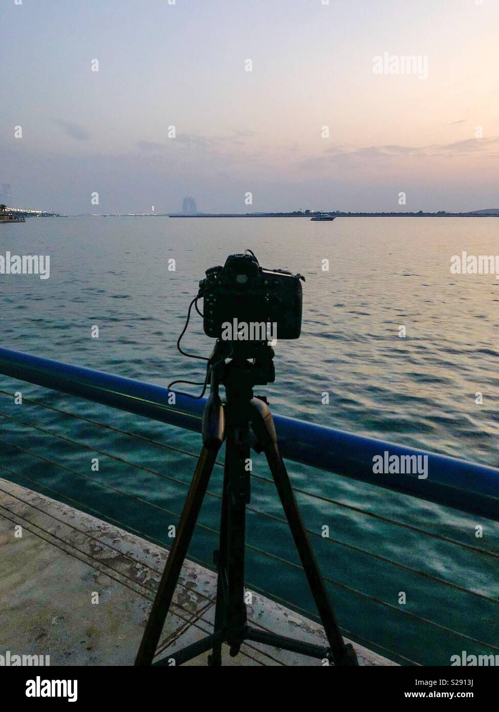 Filming sunset hi-res stock photography and images - Alamy