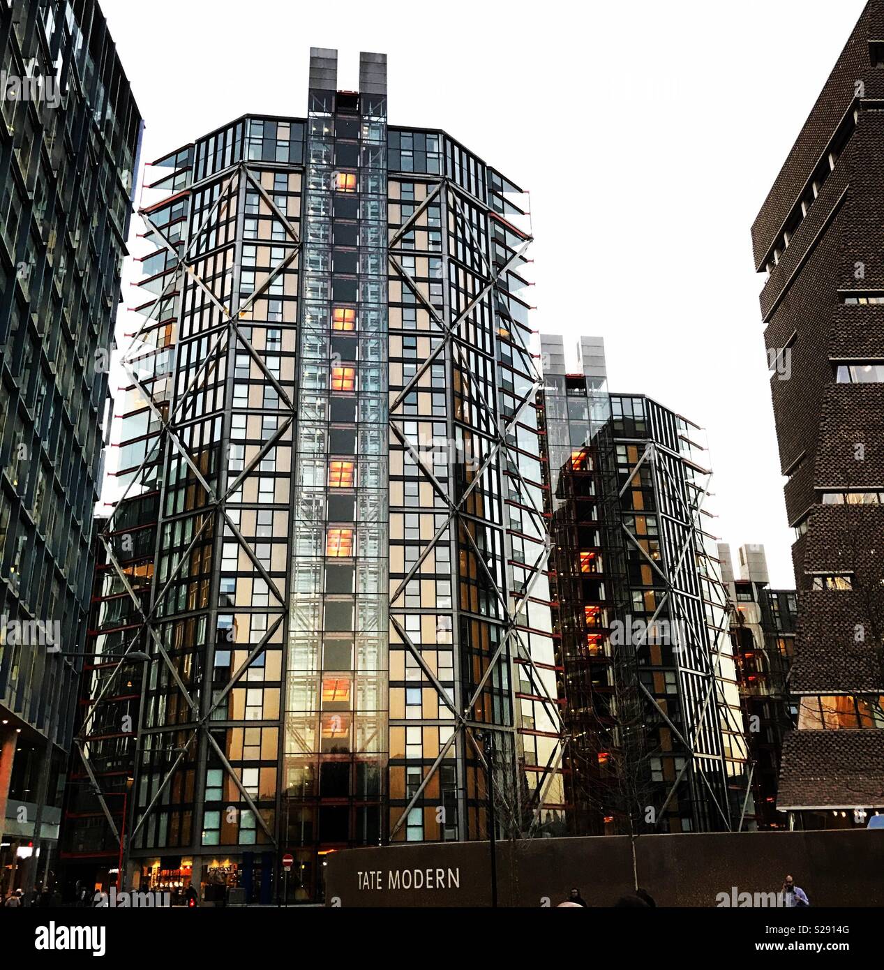 Structure london hi-res stock photography and images - Alamy