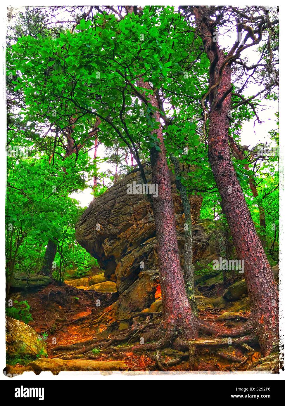 Giant rocks hi-res stock photography and images - Alamy