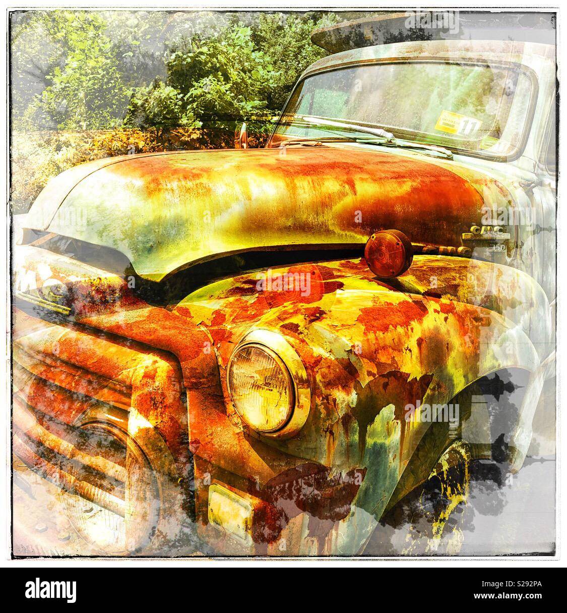 Old rusty chevy truck hi-res stock photography and images - Alamy