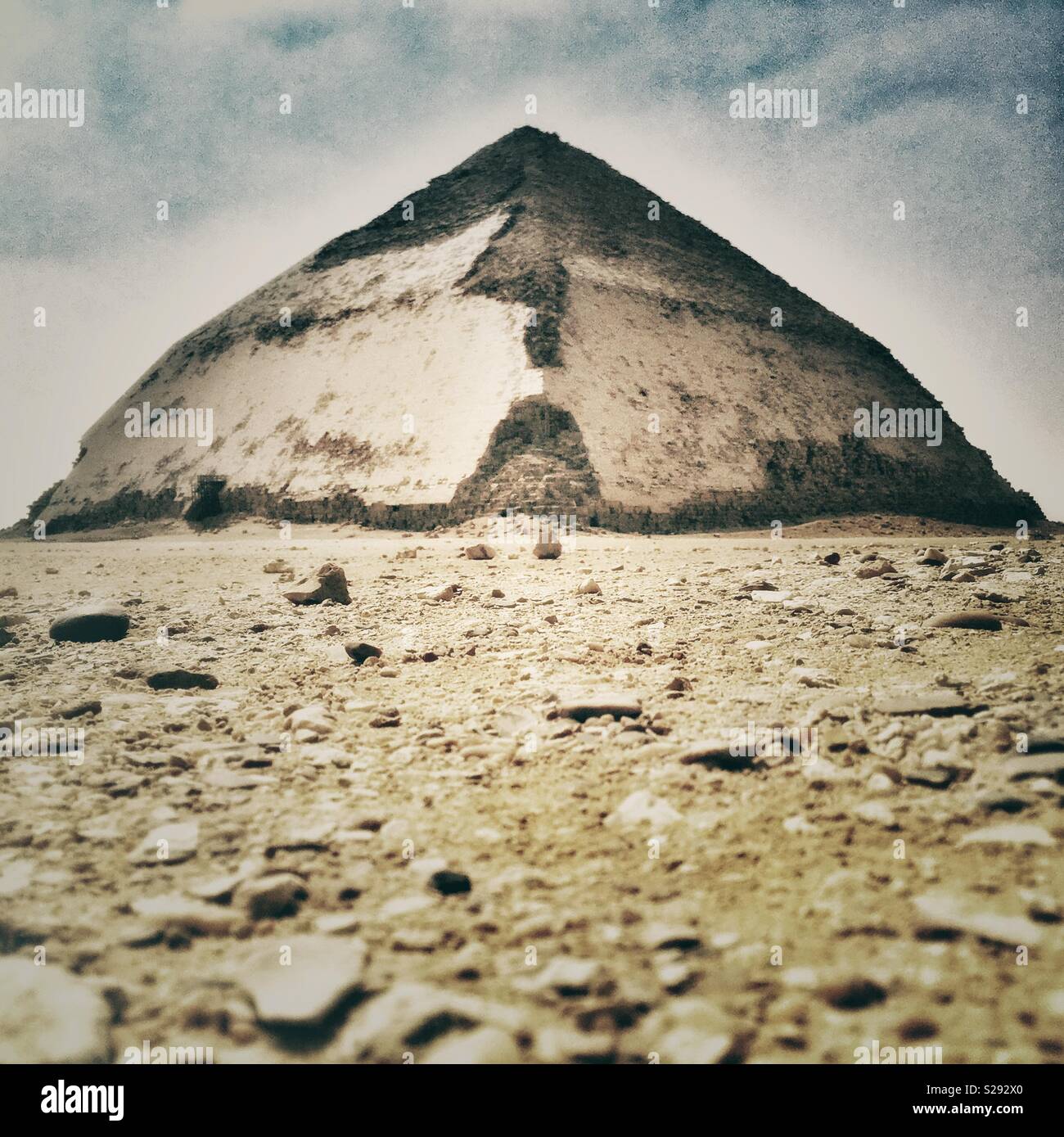 Damaged pyramid hi-res stock photography and images - Alamy