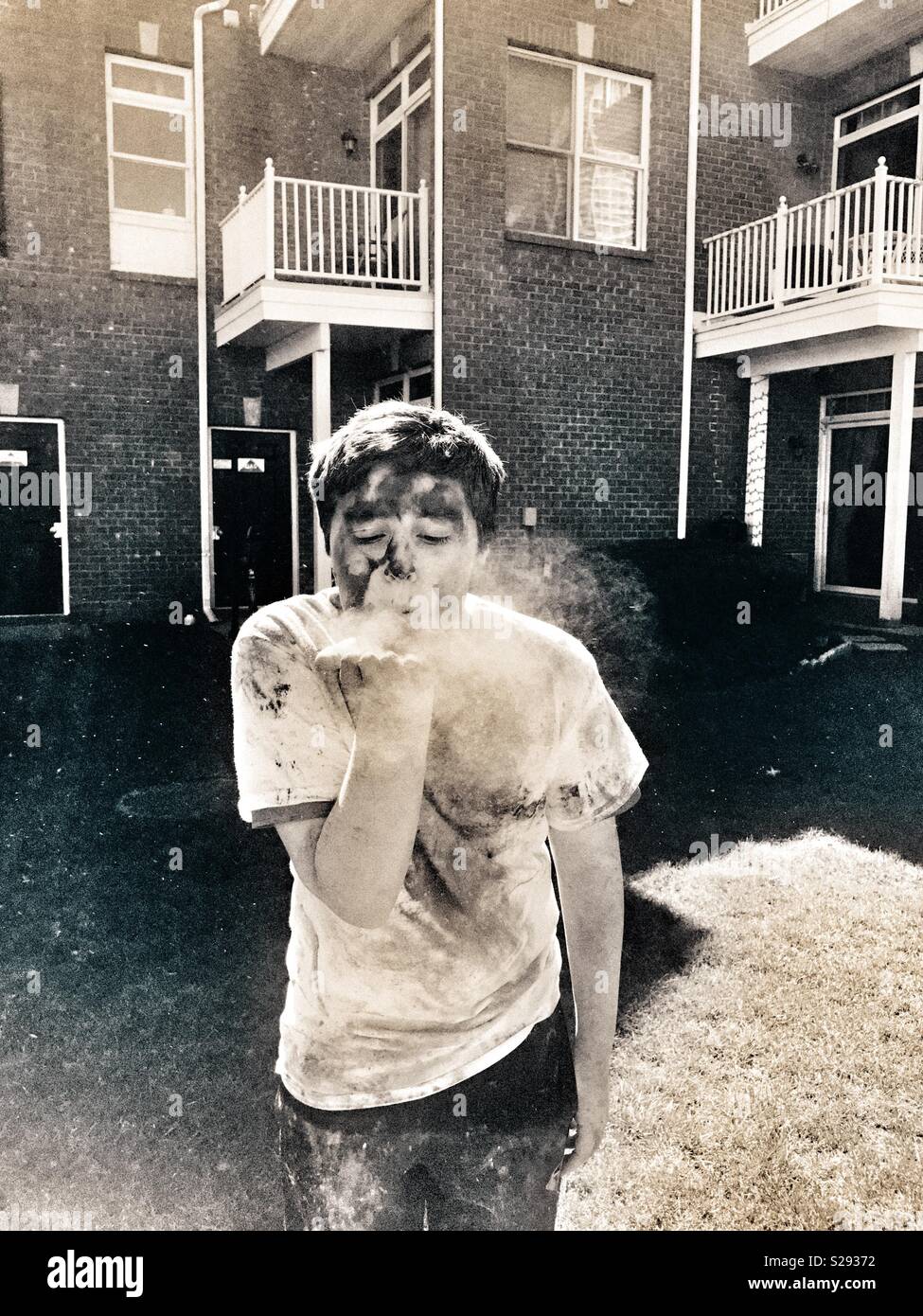 Lack of color hi-res stock photography and images - Alamy