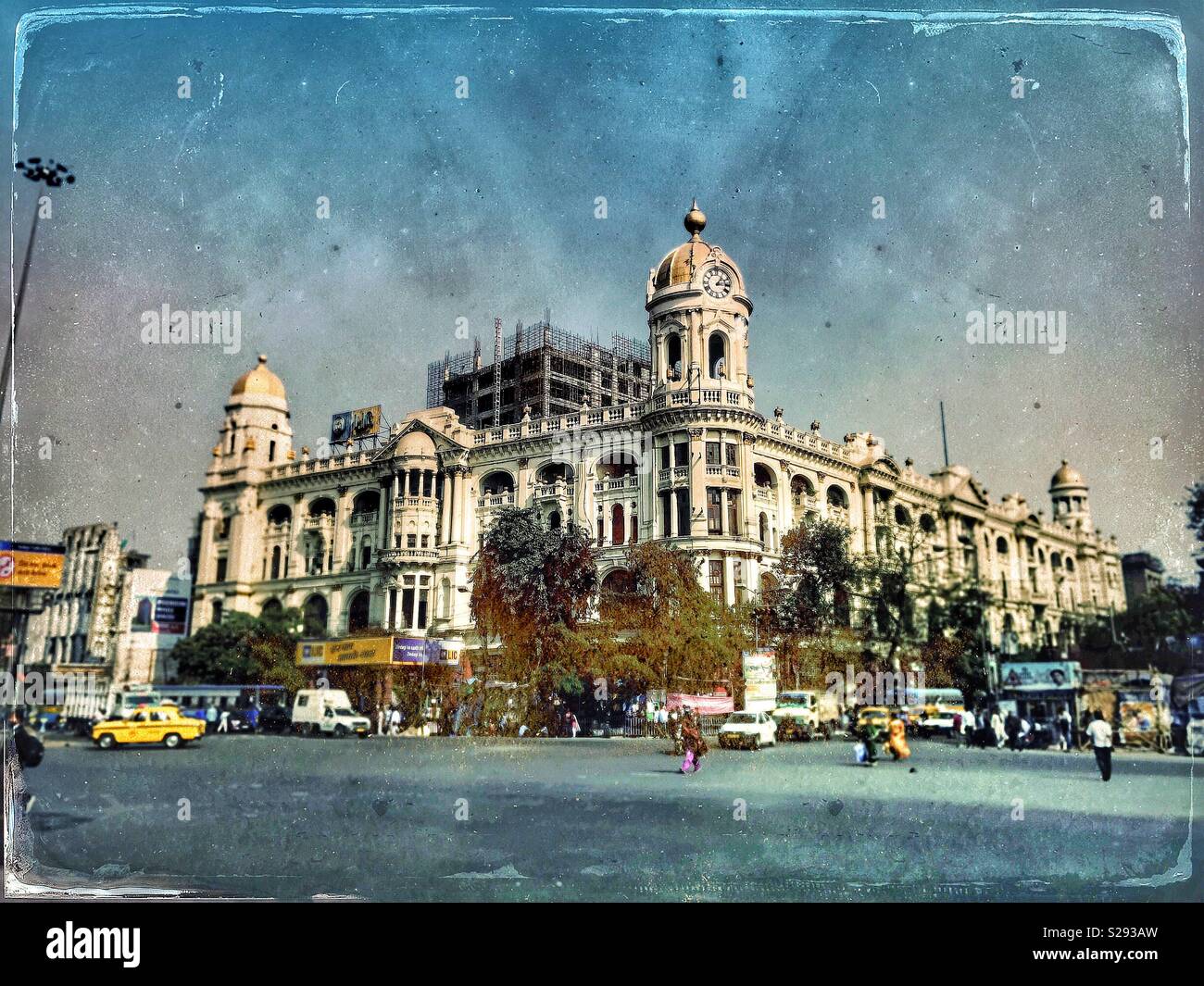 Metropolitan Building on Esplanade in Kolkata - India Stock Photo - Alamy