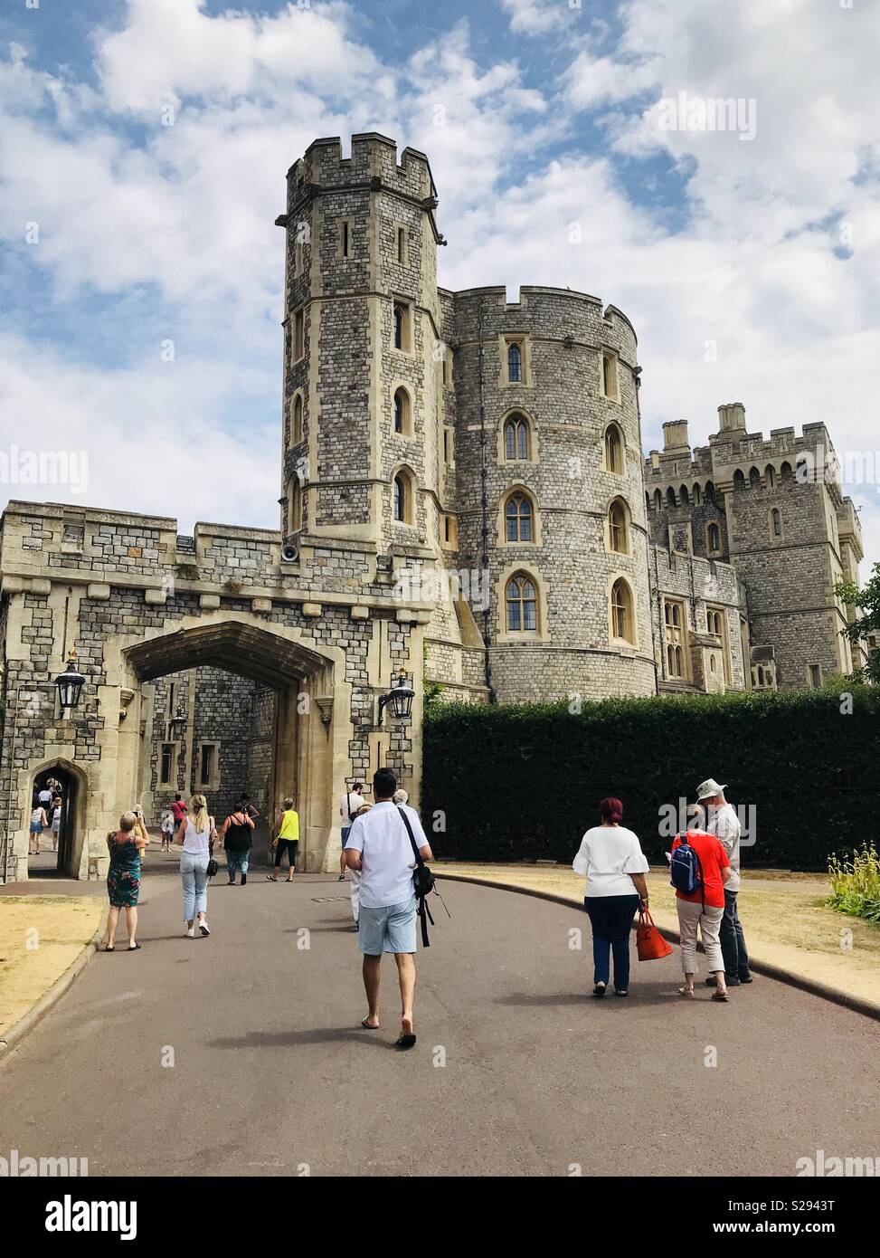 Light lamp windsor castle hi-res stock photography and images - Alamy