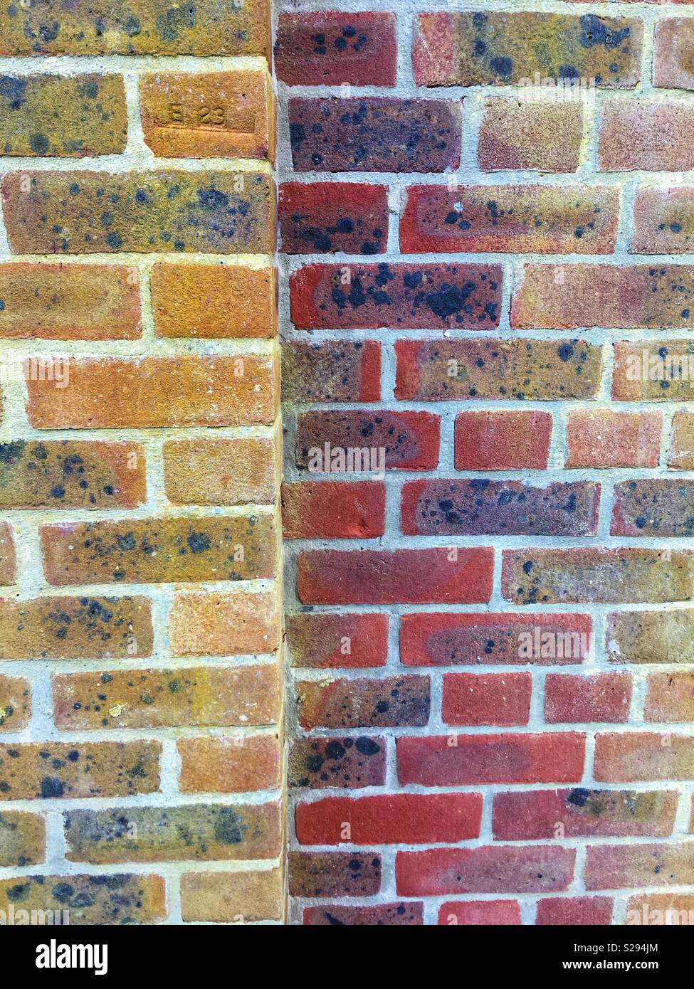 Bricks texture hi-res stock photography and images - Alamy