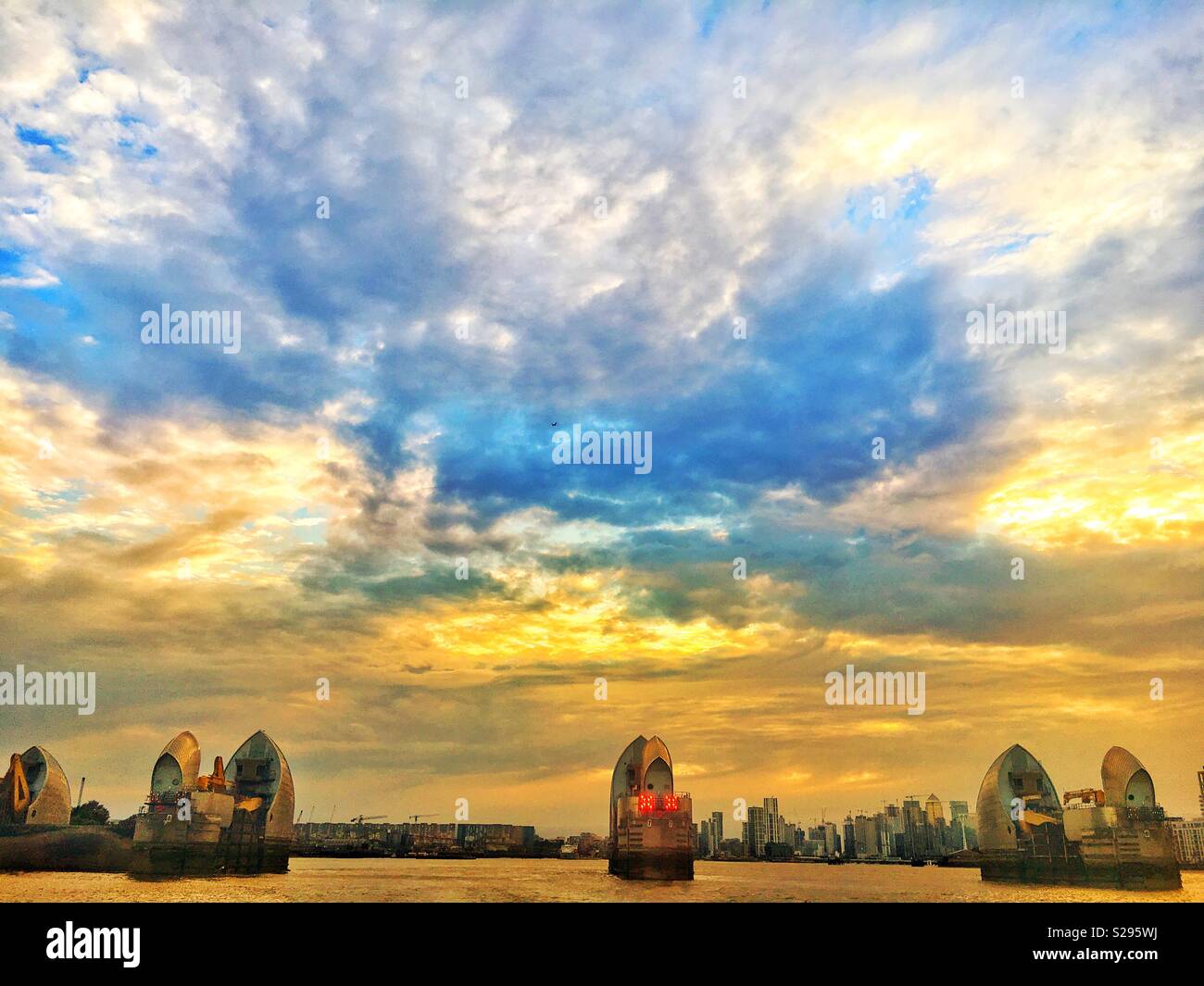 Esque hi-res stock photography and images - Alamy