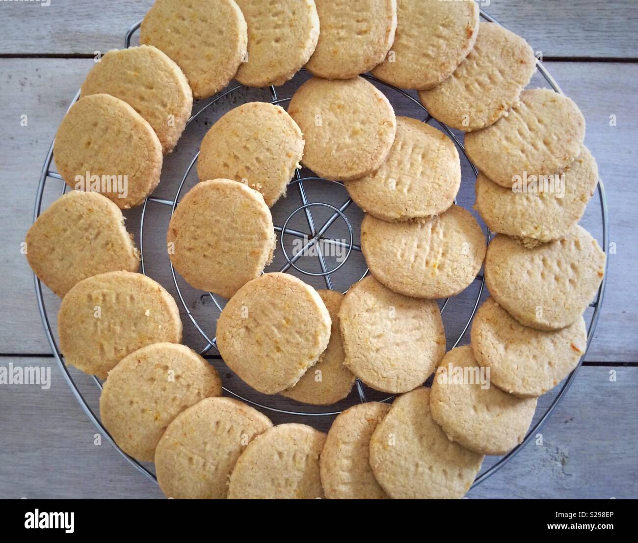 Shortbread biscuits hi-res stock photography and images - Alamy
