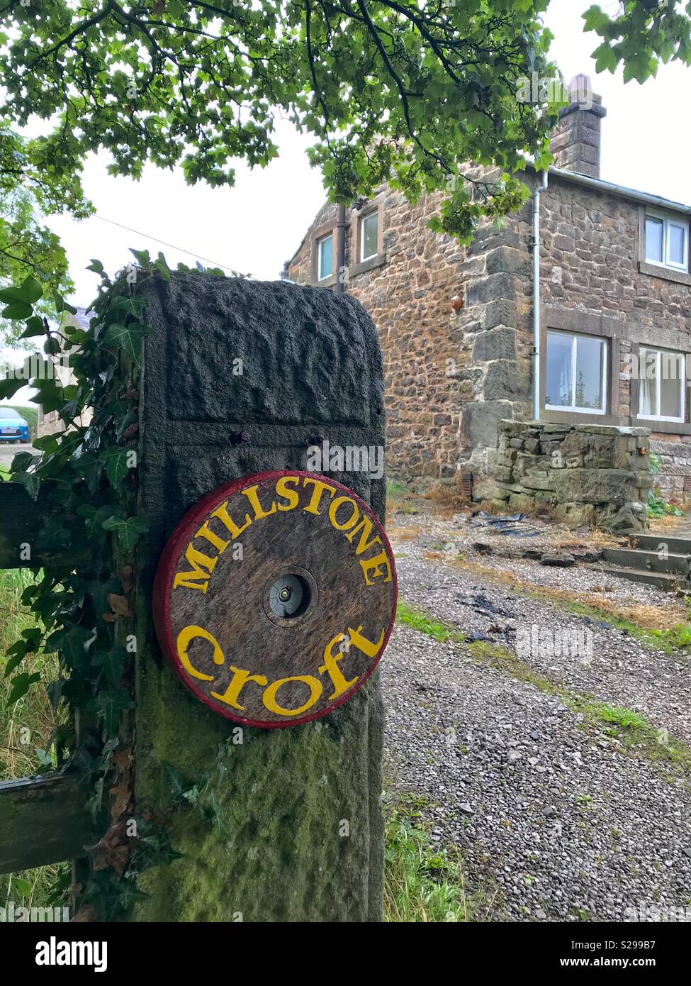 Idyllic farm house hi-res stock photography and images - Alamy