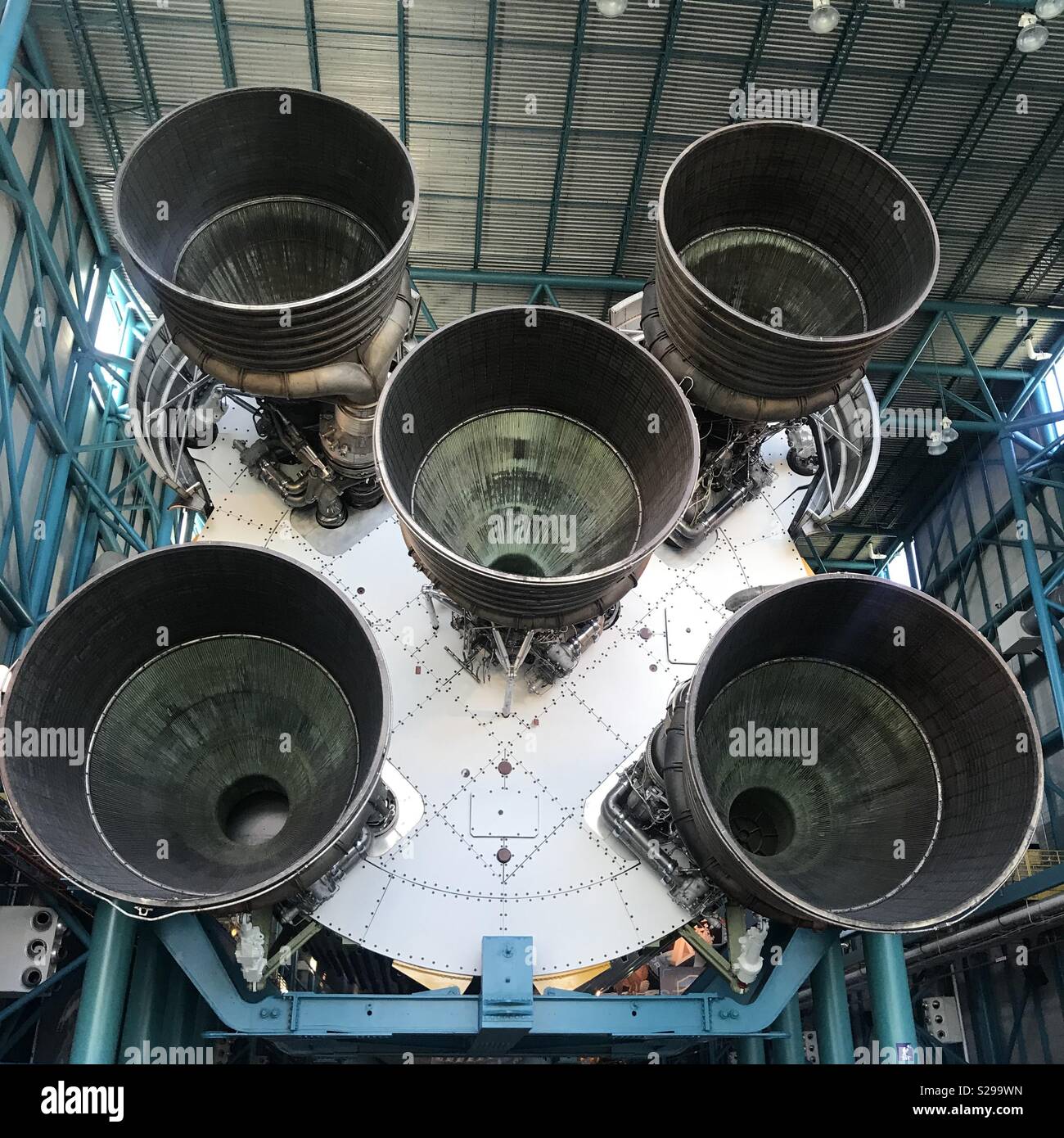 Space shuttle engine hi-res stock photography and images - Alamy
