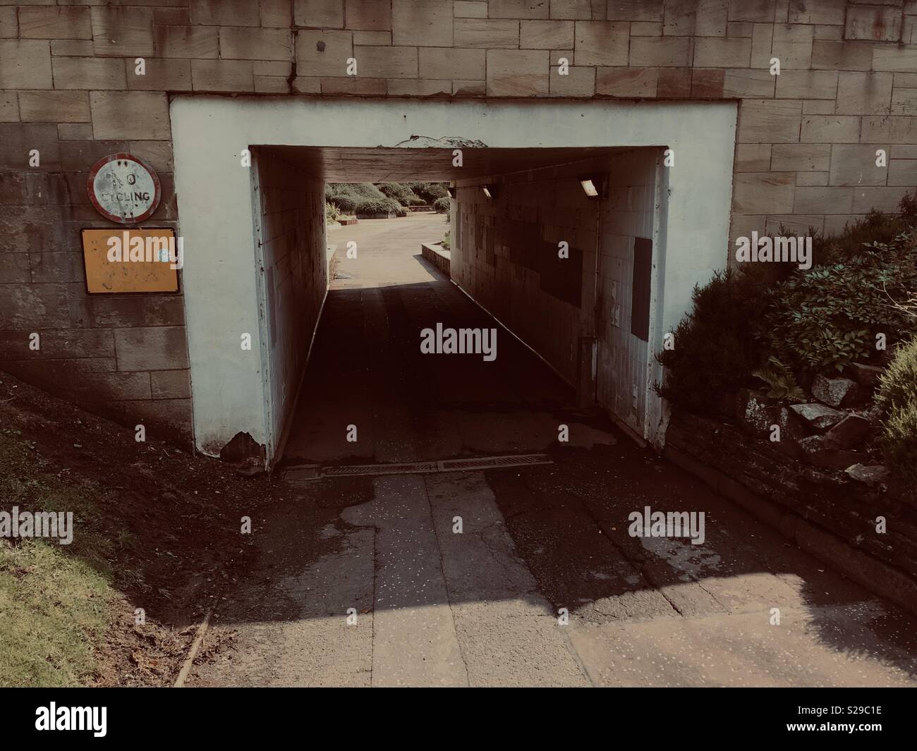 Pedestrian walkway route hi-res stock photography and images - Alamy