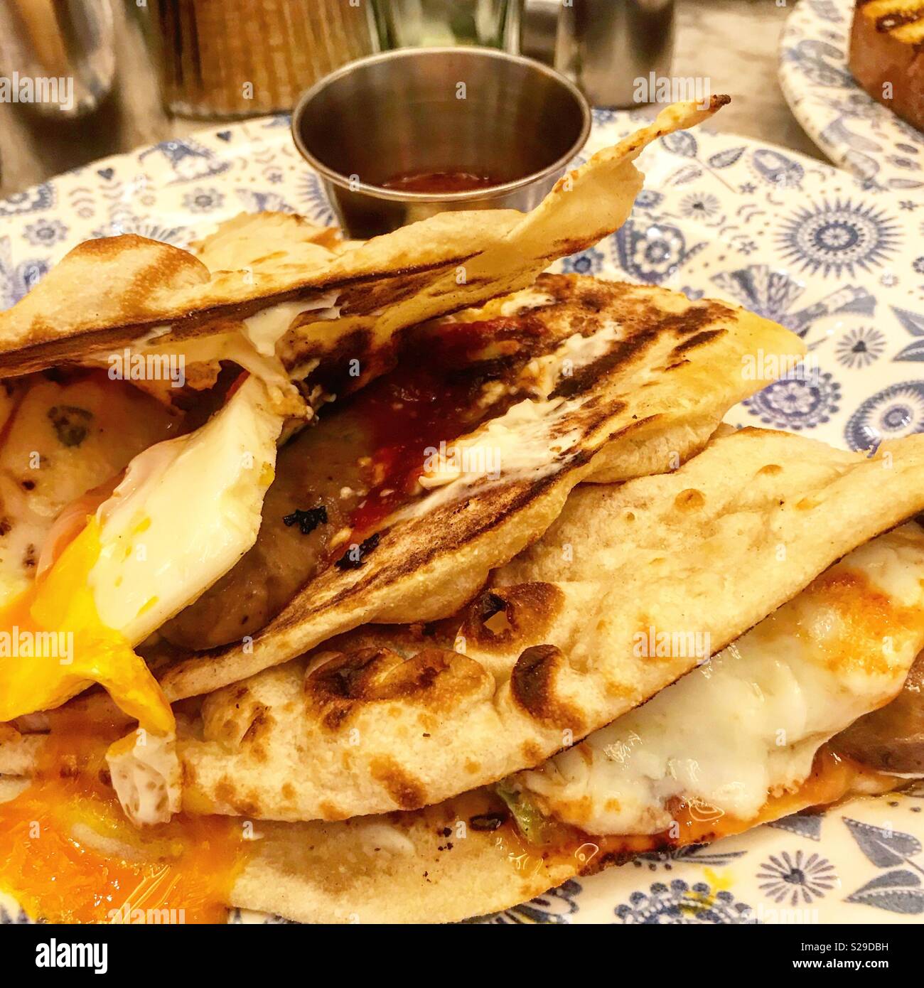 Dishoom hi-res stock photography and images - Alamy