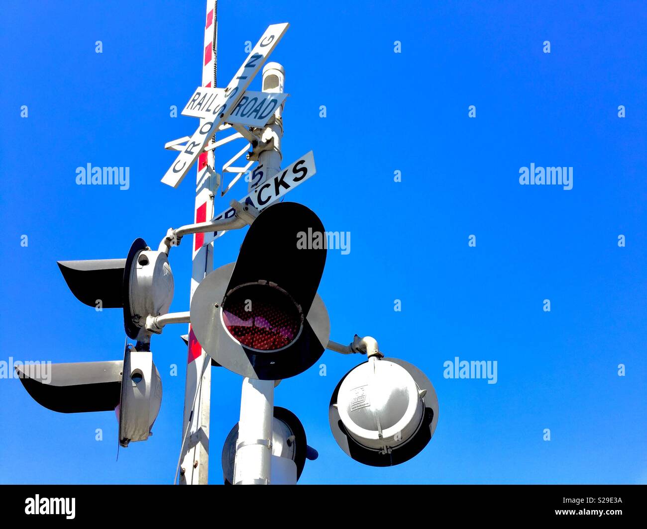 Railroad crossing lights hi-res stock photography and images - Alamy