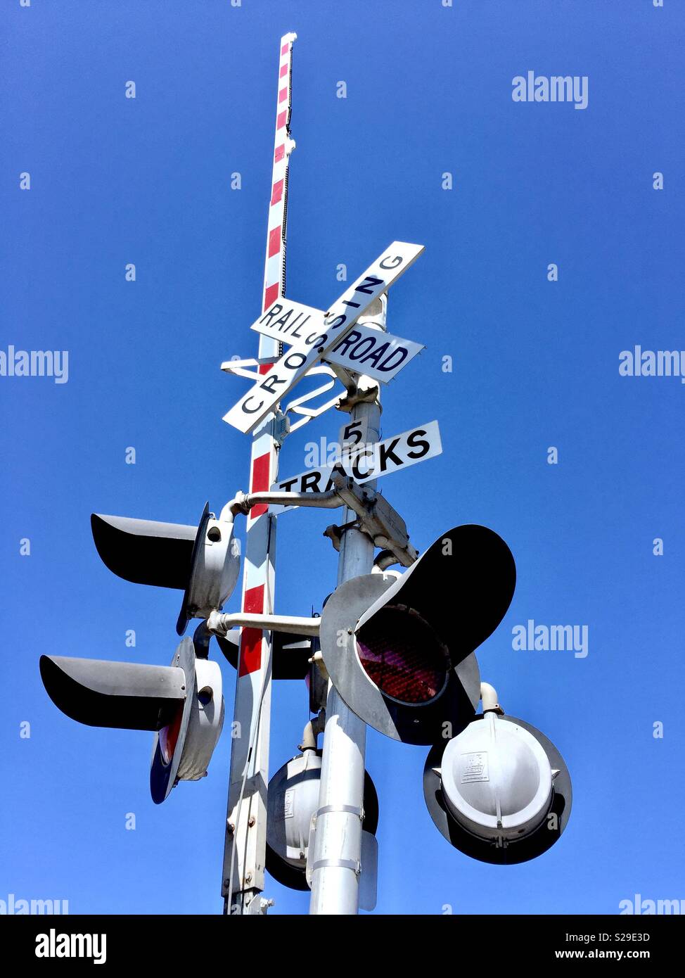 Railroad crossings hi-res stock photography and images - Alamy