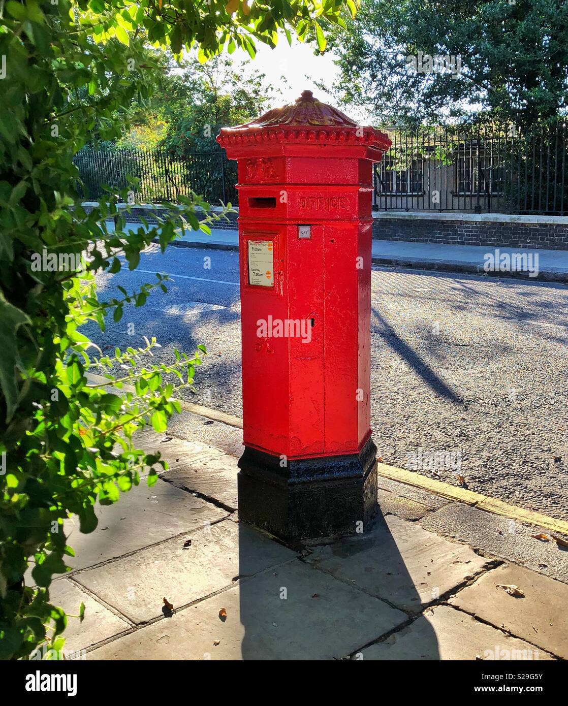 Chelsea post office hi-res stock photography and images - Alamy