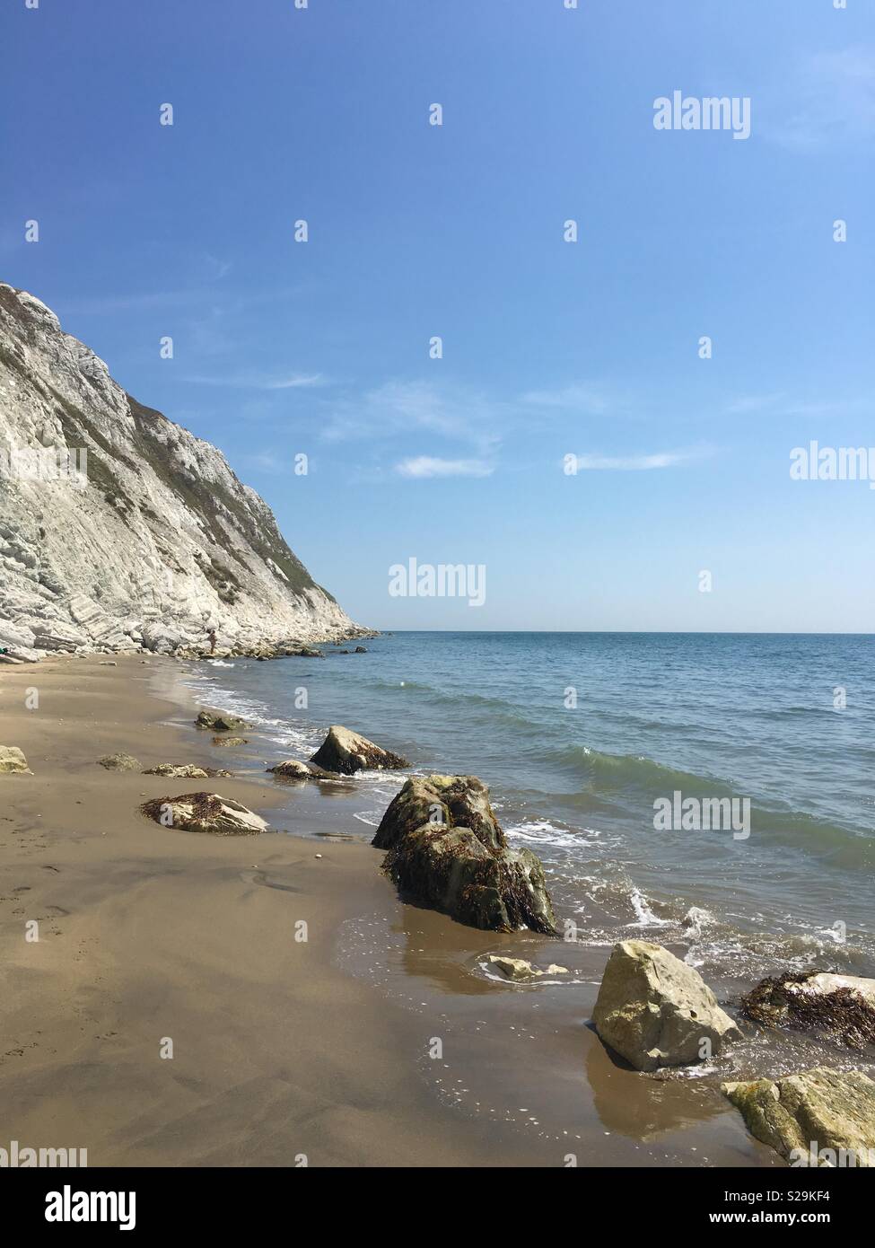 White sand cliff hi-res stock photography and images - Alamy