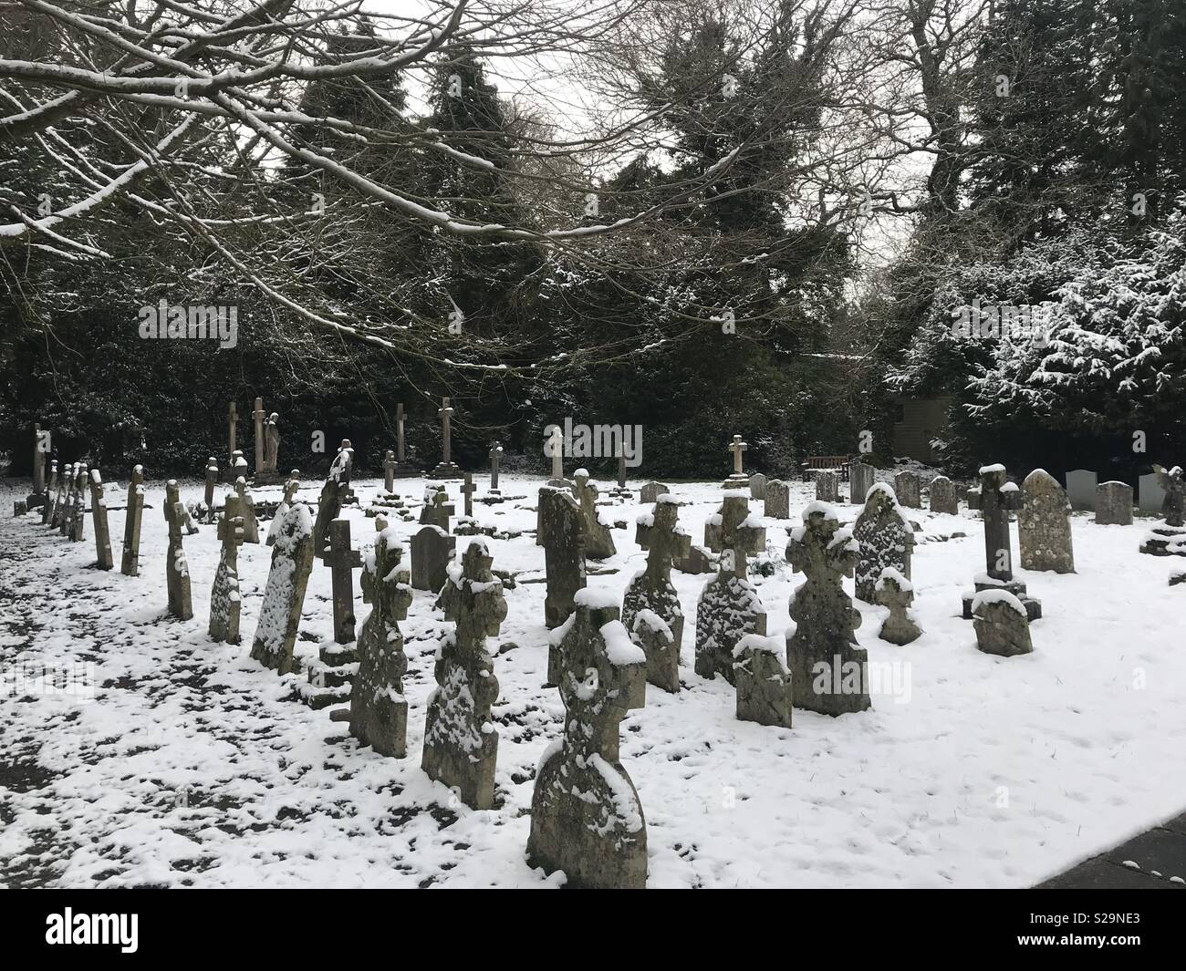Winter graves hi-res stock photography and images - Alamy