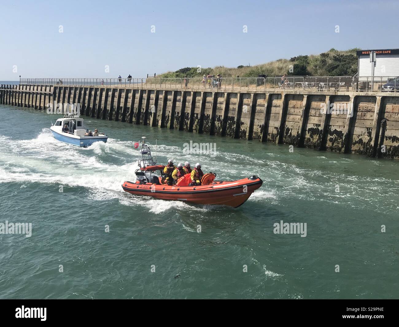 Littlehampton lifeboat hi-res stock photography and images - Alamy