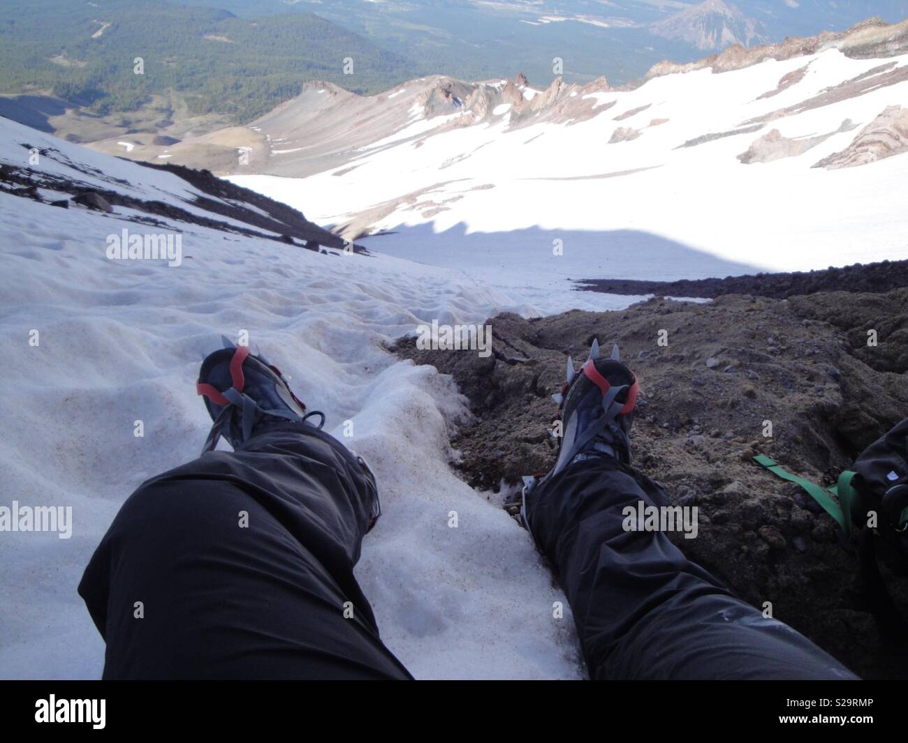 Long way down hi-res stock photography and images - Alamy