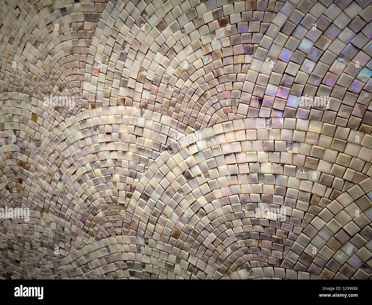 Shiny gray tile pattern close up Stock Photo - Alamy